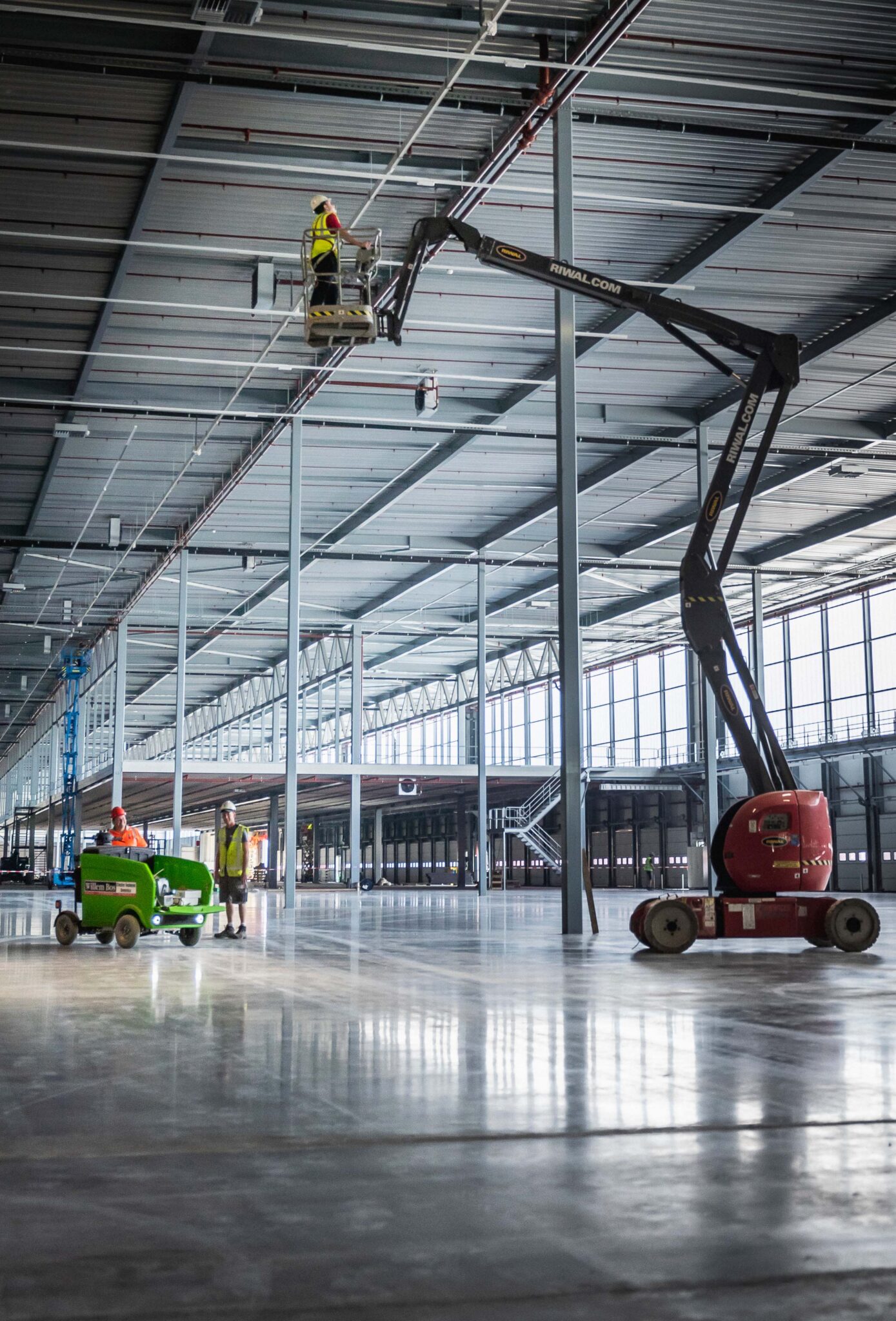 Light electric vehicles | Stuyf Pickup | Stuyf Cargo | BSO bus